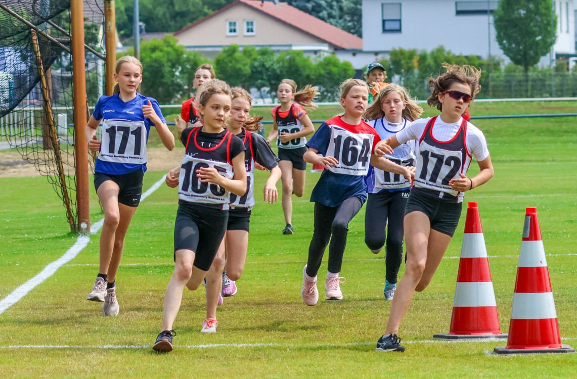 Schüler-Landesmeisterschaften Kanu-Rennsport 2023 im Mehrkampf und über ...